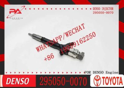 China Denso Diesel Injector Nozzle Set 295050-0470 295050-0210 295050-0070 Fuel Injector Repair Kits for sale