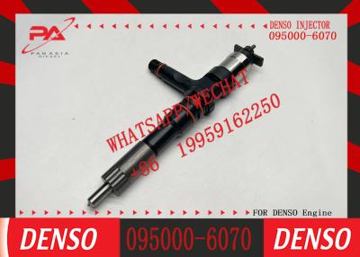 China 6251-11-3100 Fuel Injector 095000-6070 for PC800-6 WA320 WA470 Excavator Loader for sale