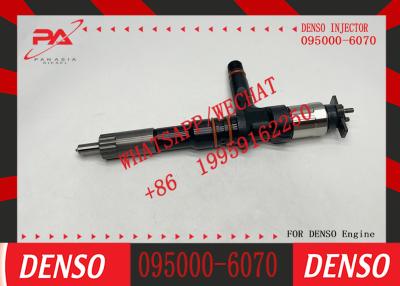 China New Diesel Fuel Common Rail Injector 095000-6070 6251-11-3100 for Excavator PC350-7 PC400-7 PC400-8 PC450-7 for sale