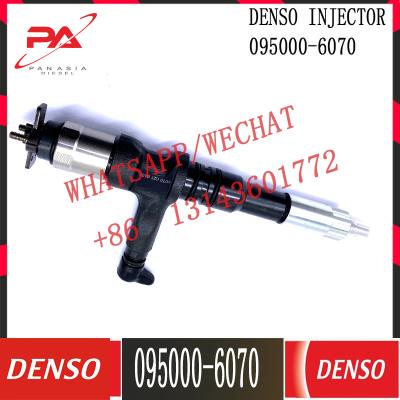 China 095000-6070 Common Rail Diesel Fuel Injector 6251-11-3100 for Komatsu PC350-7 PC400-7 for sale