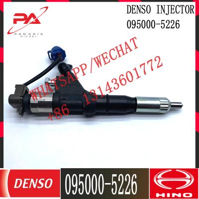 China 095000-5226 Diesel Fuel Injector 23670-E0340 23670-E0341 23910-1240 for HINO E13C Engine for sale