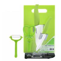 China Convenient MIDDIA 6pcs Ceramic Kitchen Knife Set with Knife Block and Cutting Board for sale