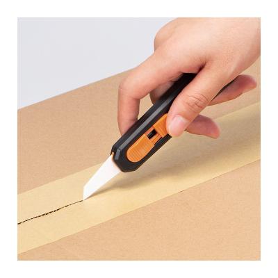 China OEM Ceramic Utility Knife 32mm Blade PP Handle Retractable Safety Cutter for sale