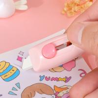 China Ceramic Blade Utility Knife 8cm Retractable Mini Cutter for Mail Box Cutting for sale