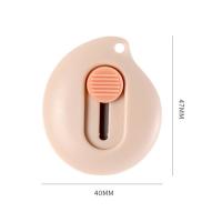 China Ceramic Blade Mini Pocket Utility Knife 4x4.7cm Colorful Handle for Office School Cutting for sale