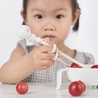 China Custom Ceramic Chopsticks for Kids 18.5cm Baby Training Chopsticks Food Grade PP Silicone for sale