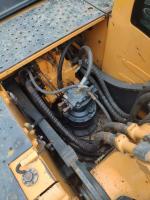 China Low Hour HYUNDAI 215 Excavator 15 Tons 0.8m Bucket 120KW Engine Yellow Color 2600 Hours for sale