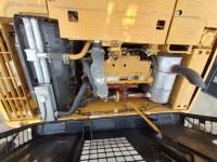 China Used CAT 20-Ton 1.2M Caterpillar CAT320D2 Excavator Machine yellow low hours for sale for sale