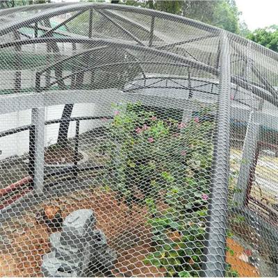 China 3mHx10mL Roll Flexible Stainless Steel Zoo Animal Enclosure Resistant To Rust for sale