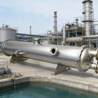 China Stainless Steel Horizontal Three Phase Separator with Customized Size and 0.1-10 Mpa Design Pressure for Petrochemical Processing for sale
