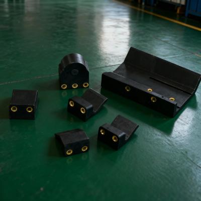 China Lightweight Customized Insert Moulding for Medical Applications - 200 Tons Monthly Capacity, ASTM D2000/SAE J200 Certified for sale