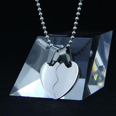 China New Fashion Valentines Holiday Lovers Couples Stainless Steel Necklace Pendants LPL19 for sale