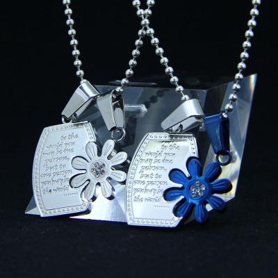 China New Fashion Valentines Holiday Lovers Couples Stainless Steel Necklace Pendants LPL06 for sale