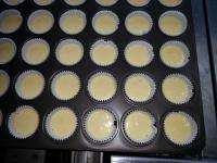 China PLC Controlled 1000kg/h Automatic Muffin & Cake Production Line with 850mm Conveyor and 130cc Depositor for sale