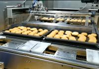 China ISO9000 25cm Insulation Baking Tunnel Automated Mini French Bread Production Line with OMRON PLC Control for sale