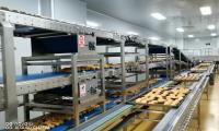 China Multi Deck Bread Cooling Belt Conveyor with PU Belt Material and Computer Interface for Industrial Bakeries for sale