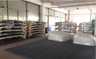 China FRP RV Corner Body, Custom Molded Camper Body Parts Seamless One-Piece FRP Camper Shell, OEM RV Body Manufacturer for sale
