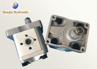 China Right Hydraulic Gear Pump 15ml Square Mounting With Spline Shaft Long Service Life for sale