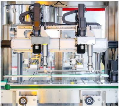 China Automatic Capping Machine Wide Applicability Compatible with Various Bottle Shapes and Cap Designs for Flexible Production for sale