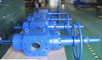 China Manual Gate Wellhead Valves Ball Screw Operated Cameron FLSR Frac Type for sale