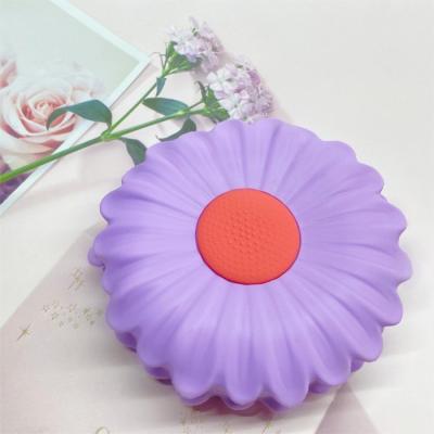 China Durable 110g BPA Free Silicone Pencil Box For Stationery And Makeup for sale