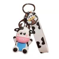 China Personalized 3D Silicone Cow Animal Keyrings Pendant Keychain for Purse and Backpack for sale