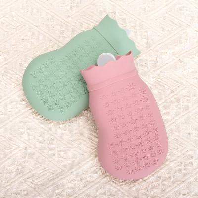 China 500ML Leakproof Rubber Hot Water Bottle With Soft Cover For Menstrual Bed Warming for sale