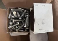 China ISO Standard Metric Thread Hex Bolt and Nut Fasteners Gr10.9 100 Pieces Corrosion Resistant for sale