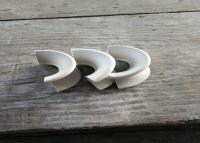 China Open - Hole Ring Alumina Ceramic Packing Good Thermal Shock Resistance for sale