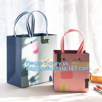 China Luxury Shopping Bags, Matte Modern Embossed Birthday Merchandise Clothing Business Store Wedding Guests for sale