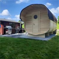 China 4 Person Hemlock Porch Bucket Cube Sauna Room with Full Spectrum Heater and Smart Control for sale