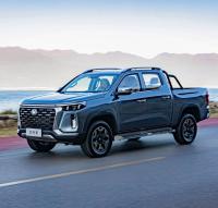 China Changan Lantuozhe New Pickup Trucks 2.0L Engine 4 Wheel Drive Full Size Pickups for sale