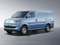 China Dongfeng Ruichi EC75 6.9CBM Cargo Space All Electric Small Delivery Van for sale