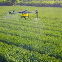 China 4 Aixes Agricultural Spray Drone Smart Batteries Fertilizer Spray Drone for sale