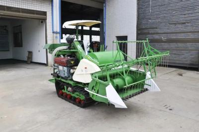 China Self Propelled Farm Combine Harvester Light Weight Track Combine Harvester for sale