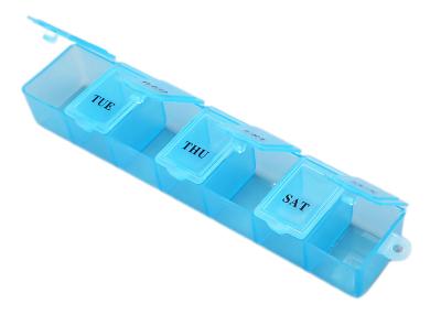 China Portable Long Plastic 7 Grid Weekly Pill Box Organizer With Clear Lid for sale