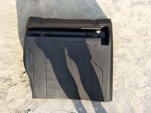 China FRONT MUDGUARD LH - Крыло шасси переднее левое for sale