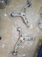 China Front Lower Control Arm For Mercedes W164 X164 1643303407 16433035047 ML GL for sale