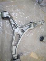 China Front Lower Control Arm For Mercedes W164 X164 1643303407 16433035047 ML GL for sale