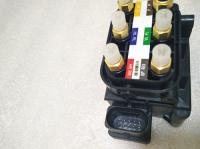 China Suspension Solenoid Valve Block 4F0616013 4E0616007 for Audi A8D3 A6C6 for sale