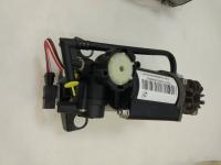 China A2203200104 A2113200304 Air Suspension Compressor Air Pump For Mercedes Benz W220 W211 for sale