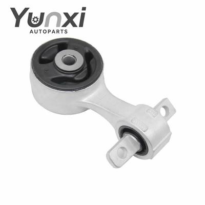 China Auto Replacement Spare Parts Engine Mounting Front Engine Motor Torque Strut Mount OE NO. 50890-SWA-A01 for Honda CR-V 2007-2011 2.4L for sale