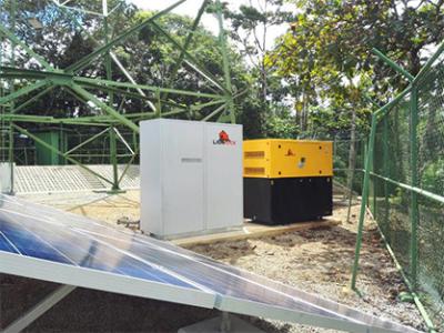 China Diesel Hybrid Power Solutions Generator 2000L Fuel Tank With 48V 1600AH Battery for sale
