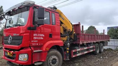 China XCMG 16-ton truck-mounted crane, truck crane, excellent quality for sale