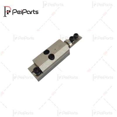 China Swivel 91002000 for XLC7000 Cutter Parts Textile Machine Components for sale