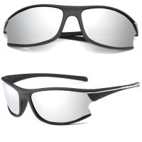 China Shatter Proof Polarized Cycling Sunglasses For Women for sale