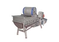 China AC380V 50HZ 1000KG/H Vortex Type Vegetable Washing Machine for sale