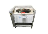 China SUS304 700kg/H Brush Type Peach Cleaning Machine for sale