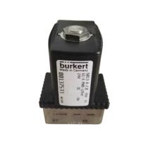 China Port Size 1/4 Pneumatic Solenoid Valve Plunger Direct Acting Operation 24VDC Voltage Control Valve For Pneumatic Devices 126086 for sale