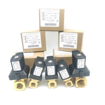 China 20mm Large Flow Orifice NBR Sealed Burkert 6213 Solenoid Valve 00221633, G3/4 Normally Closed 2/2 Way Brass Body AC220V 8W, Working Temp -10~80°C 0-10bar for sale